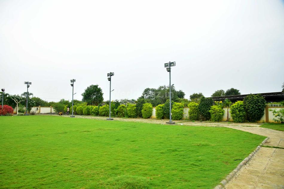 Sai Grand Lawns And Hall Deolali Camp, Nashik | Wedding Lawn | WeddingZ.in