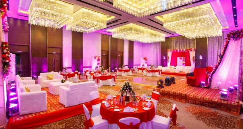 Courtyard By Marriott Tajganj, Agra | Banquet Hall | Wedding Lawn ...