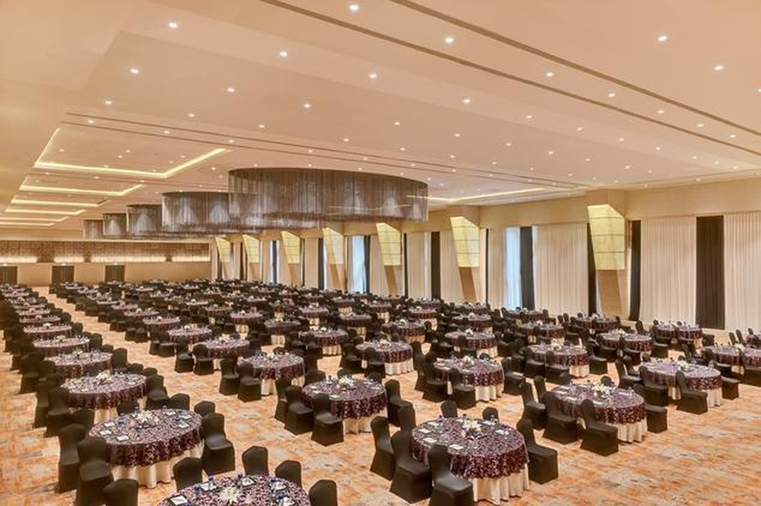 Sahara Star Vile Parle East, Mumbai | Banquet Hall | 5 Star Wedding ...