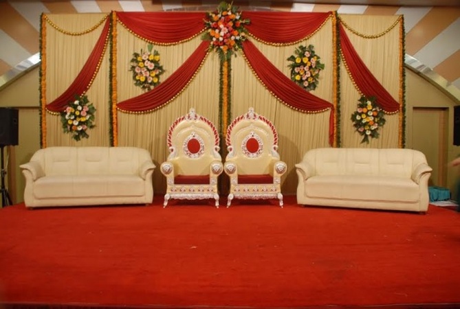 Matushri Velbai Sabhagruha Matunga Photos | Matushri Velbai Sabhagruha ...