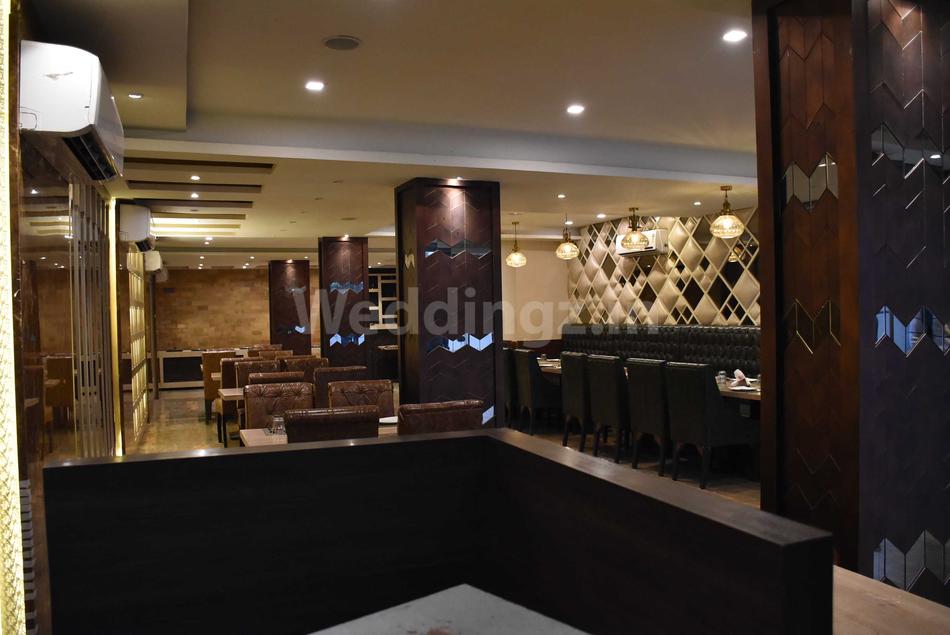 Moti Mahal Delux South Civil Lines, Jabalpur | Banquet Hall | WeddingZ.in