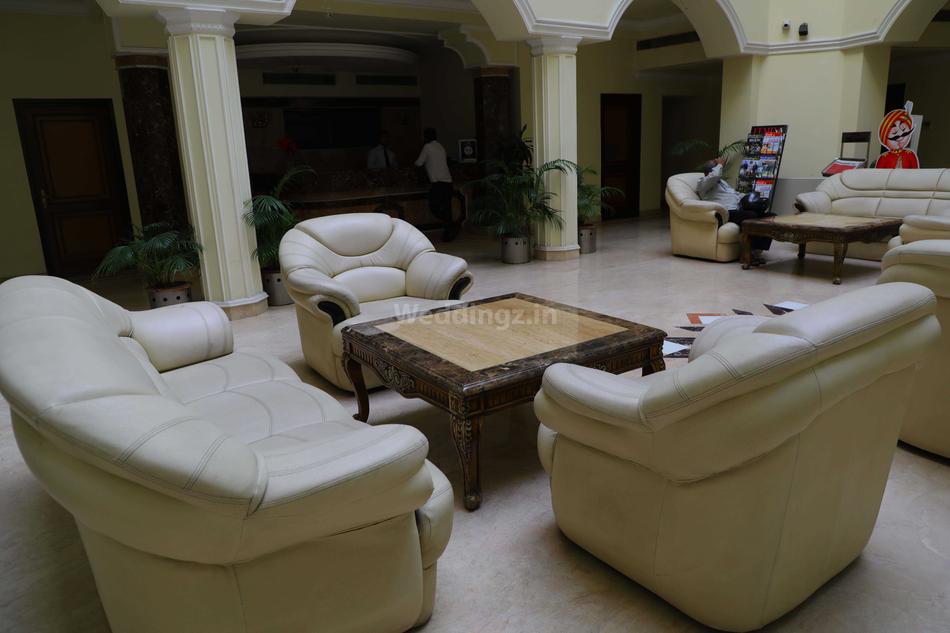 Hotel Arya Nayatoli, Ranchi | Banquet Hall | Wedding Hotel | WeddingZ.in