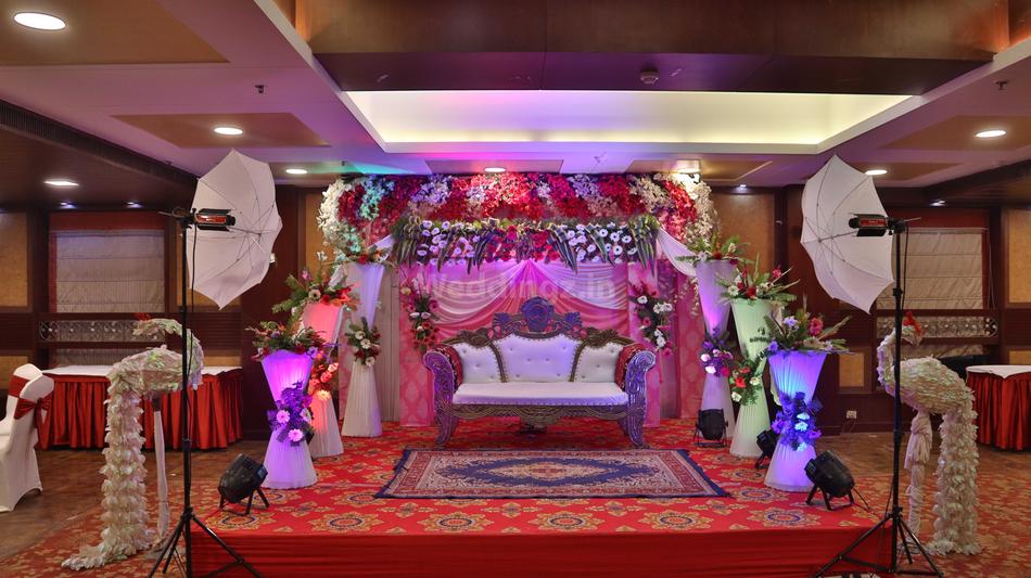 Hotel Gargee Grand Kankarbagh, Patna | Banquet Hall | Wedding Hotel ...