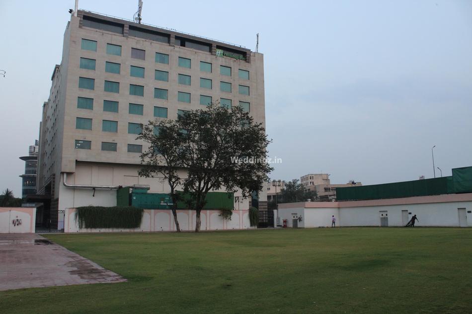 Holiday Inn Jaipur City Centre Bais Godam, Jaipur | Banquet Hall ...