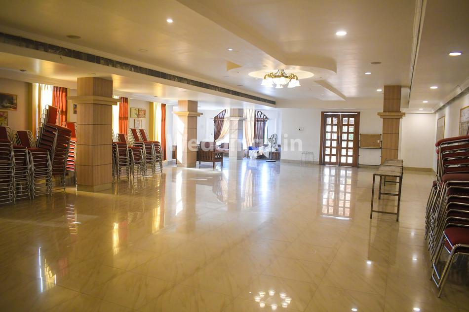 Hotel Parnil Palace Zoo Road, Guwahati | Banquet Hall | Wedding Hotel ...