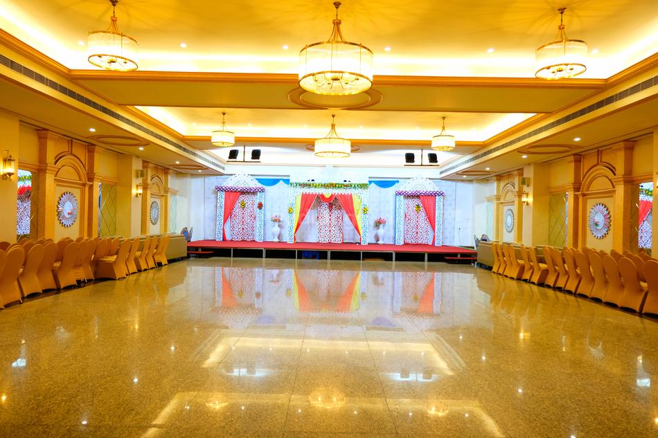 Royal Classic Convention Center Yakutpura, Hyderabad | Banquet Hall ...