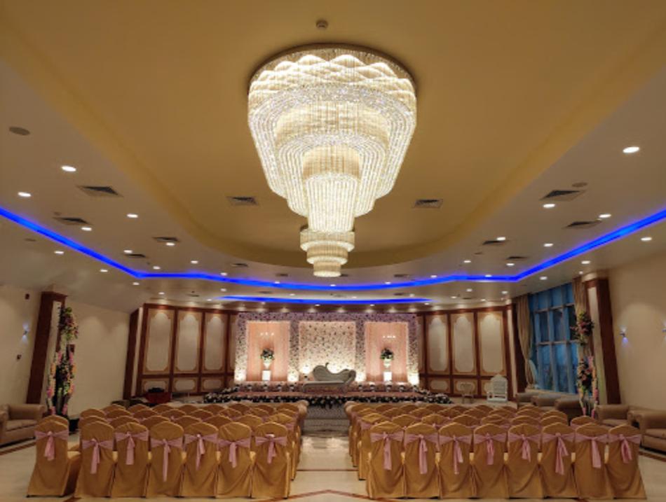 PC Chandra Garden EM Bypass, Kolkata | Banquet Hall | Wedding Lawn ...