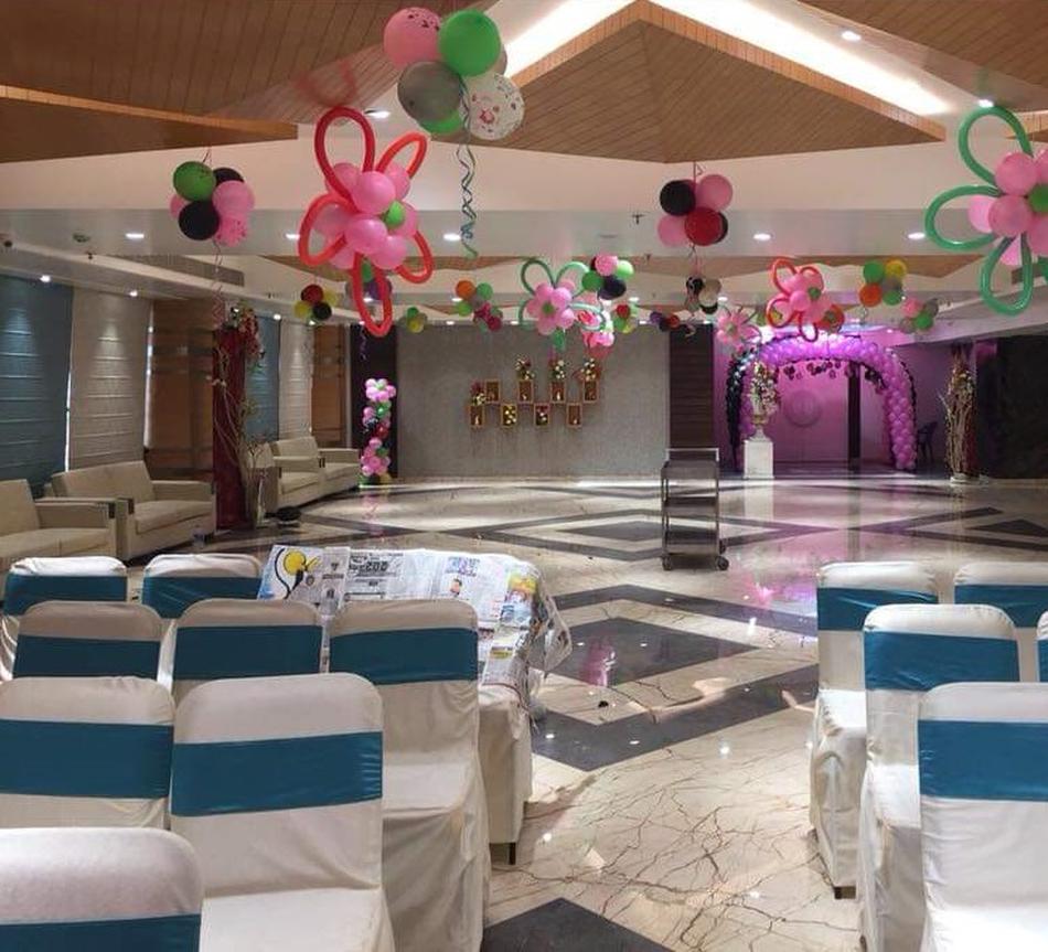 Balajee Banquets Baguiati, Kolkata | Banquet Hall | WeddingZ.in