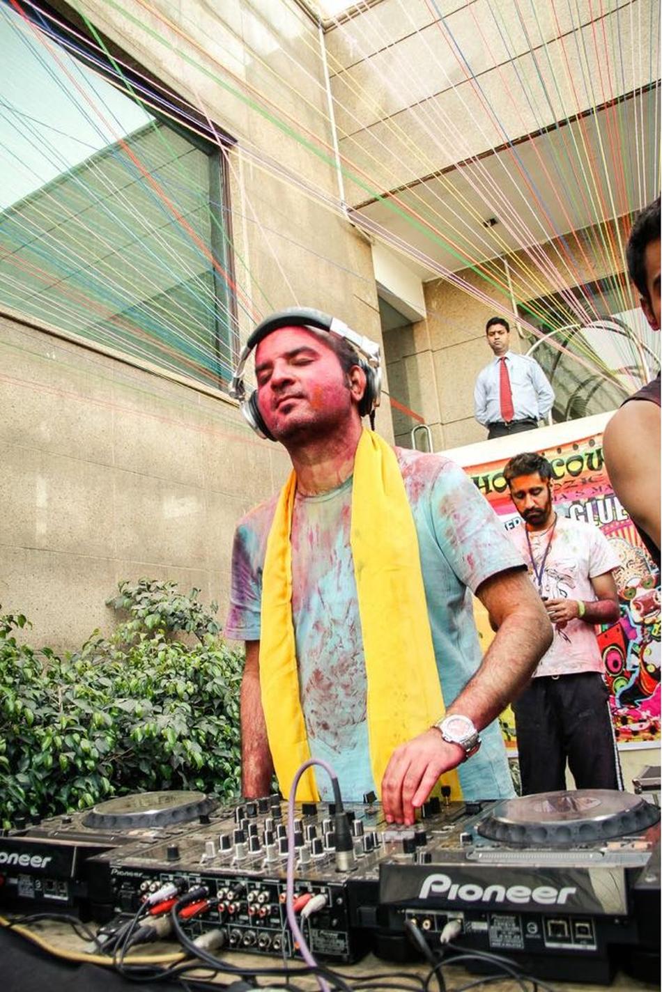 DJ Sidharth Talwar, DJ in G.K - 2, Delhi | WeddingZ
