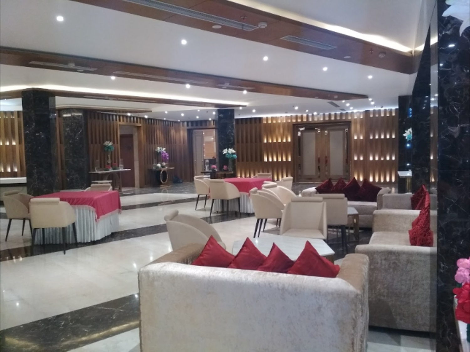 The Nikunj by GNH Hotel & Resorts Rajokri, Delhi | Banquet Hall ...