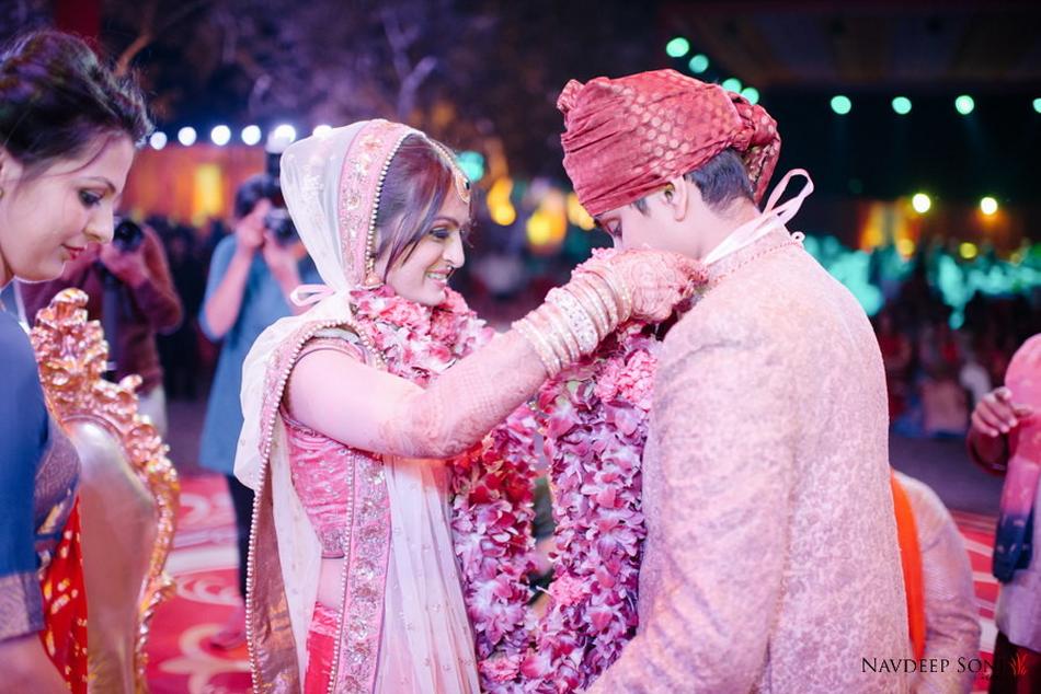 Navdeep Soni Photography, Wedding photographer in Hadapsar, Pune | WeddingZ