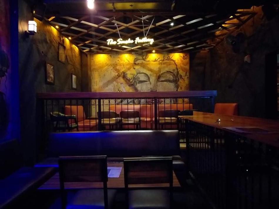 The Smoke Factory Sector 38, Noida | Banquet Hall | Banquet Terrace ...