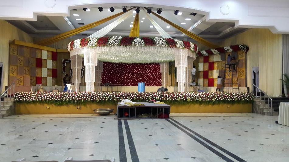 Shrivaaru Venkataachalapathy Palace Maduravoyal, Chennai | Wedding ...