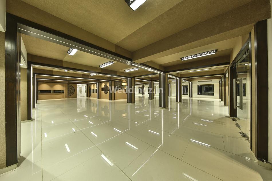 The Grand Gayatri Subhanpura, Baroda | Banquet Hall | WeddingZ.in