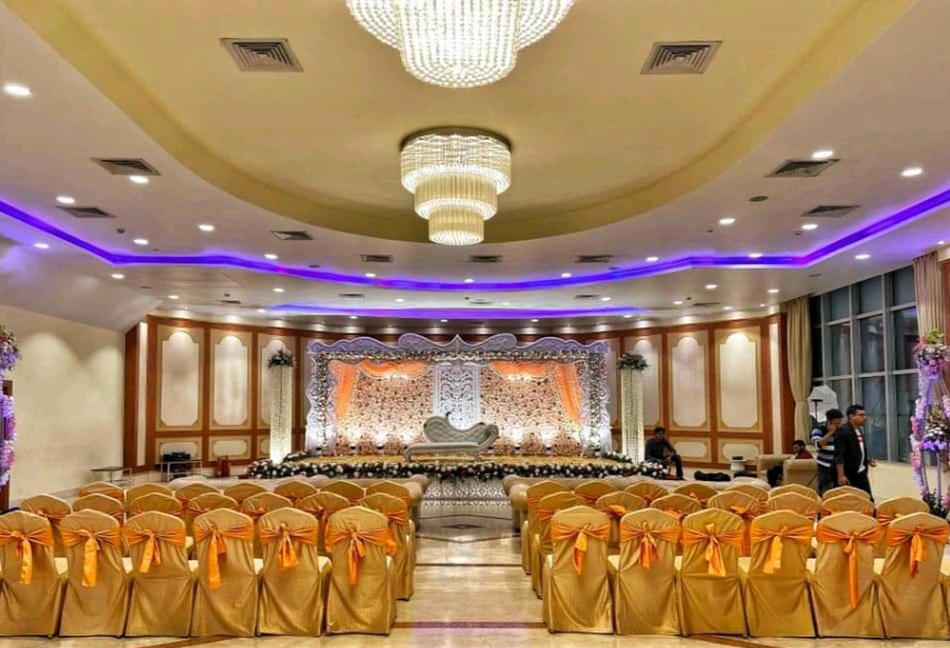 PC Chandra Garden EM Bypass, Kolkata | Banquet Hall | Wedding Lawn ...
