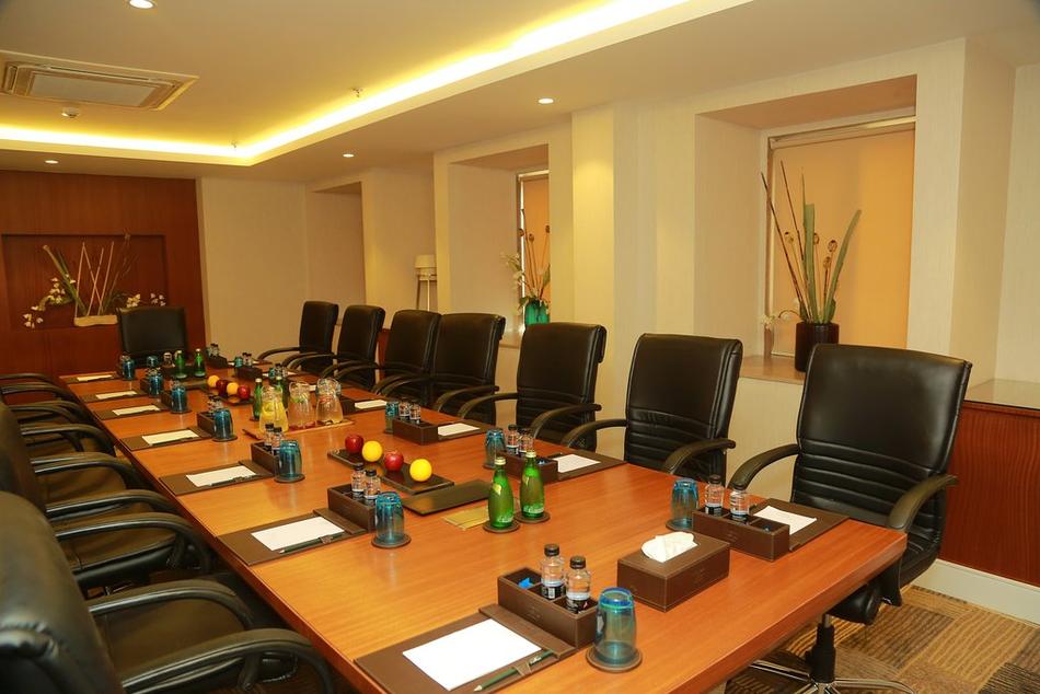 Amanora The Fern Hotels and Club Hadapsar, Pune | Banquet Hall ...