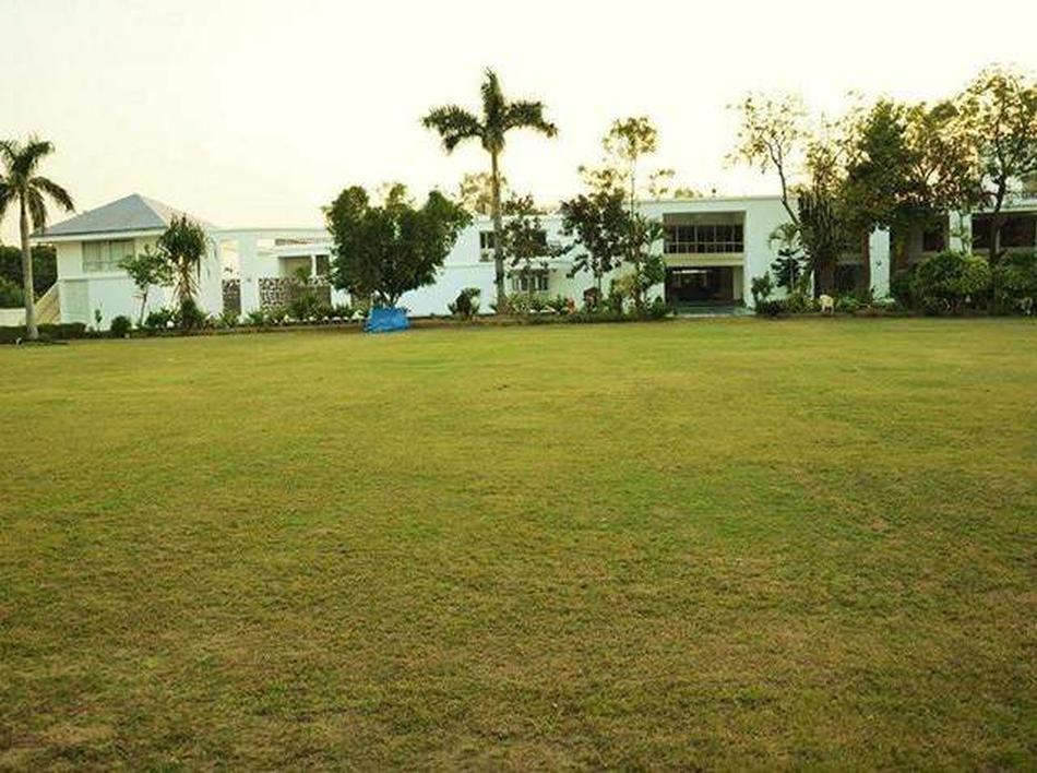 Anmol Ruturaj Club Raska, Ahmedabad | Banquet Hall | Wedding Lawn ...