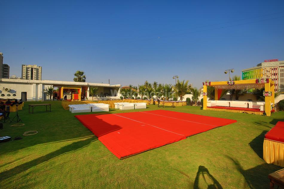 Avsar Farm Katargam, Surat | Wedding Lawn | WeddingZ.in