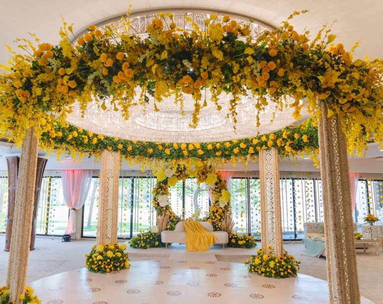 40 Wedding Reception Stage Decoration Ideas to Blow Your Mind Away ...