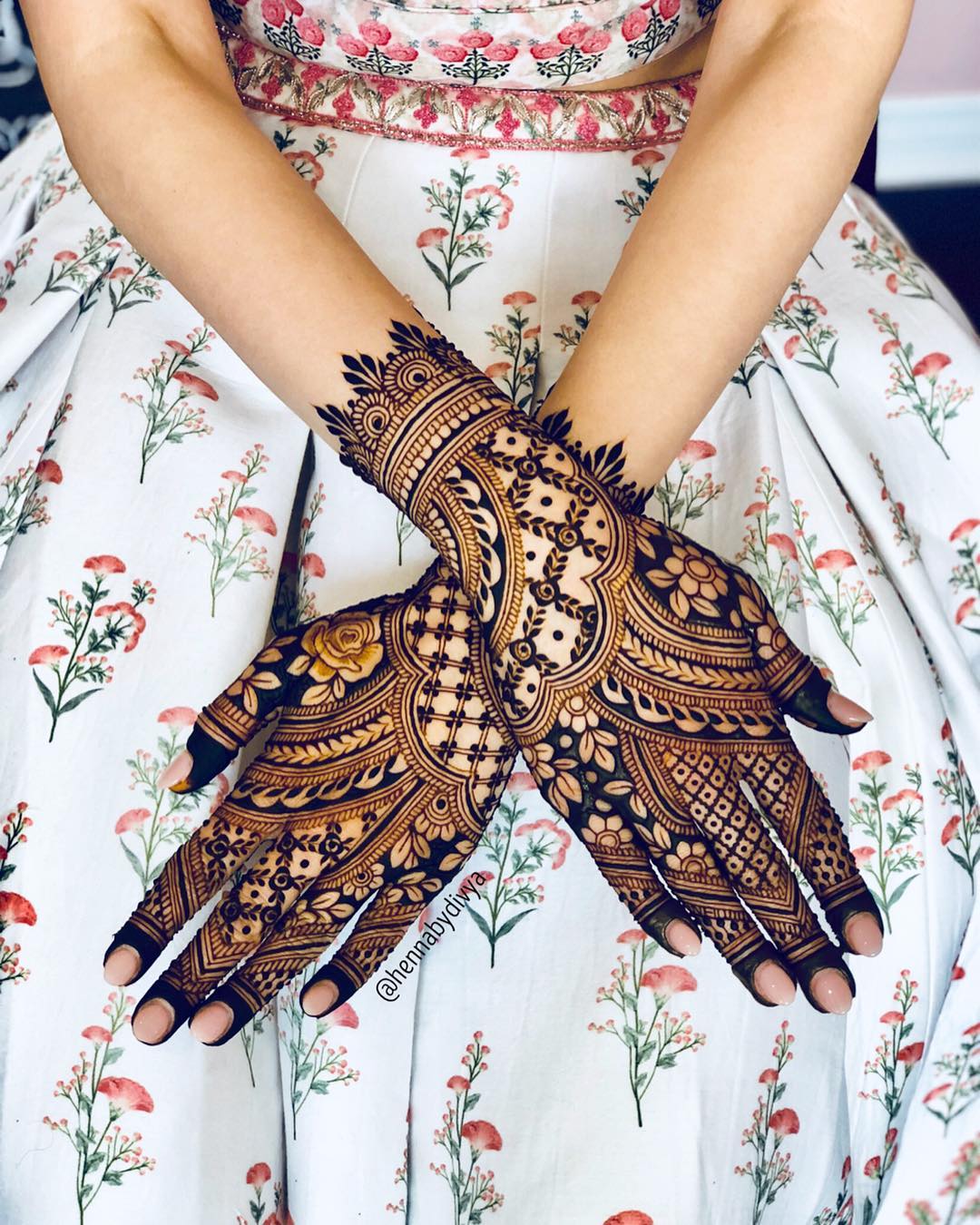 20+ Classic to Contemporary Eid Special Mehendi Designs to Try This ...