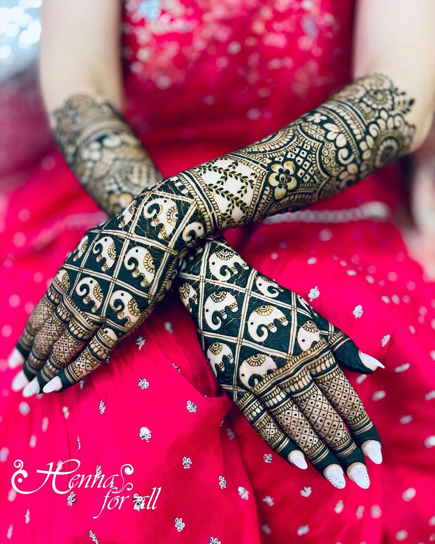 40+ Cool Mehndi Designs That Every 2026 Bride Must Check Out | Bridal ...