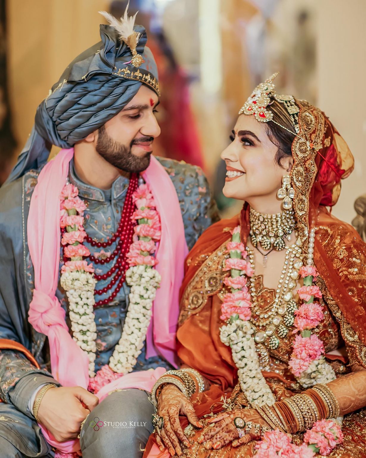 30+ Ethereal Jaimalas or Wedding Garland Designs We Spotted in Real ...
