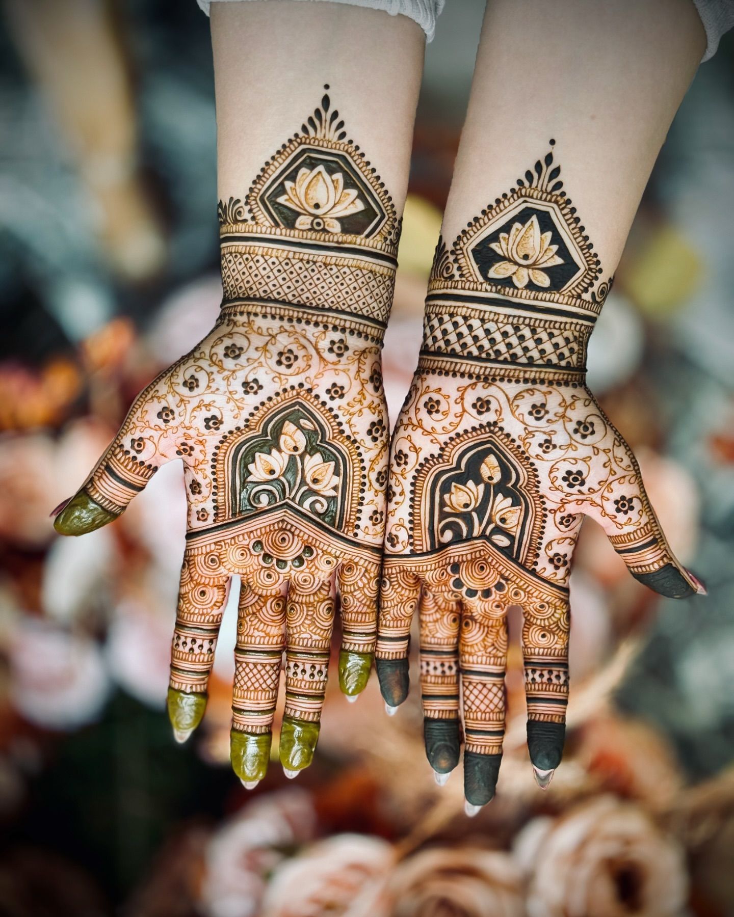 10+ Festive Mehendi Designs for Diwali 2024 | Bridal Mehendi and Makeup ...