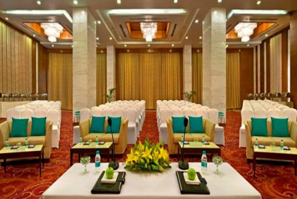 Hotel Golden Tulip Husainganj, Lucknow | Banquet Hall | Wedding Hotel ...