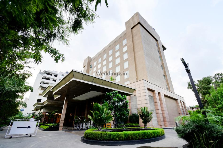 Radisson Blu Sector 18, Noida | Banquet Hall | 5 Star Wedding Hotel ...