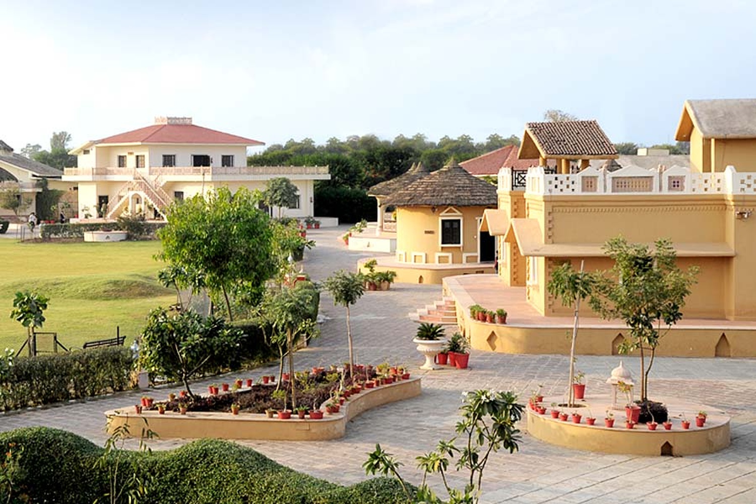 Pride Amber Vilas Resort Sitapura, Jaipur | Banquet Hall | Wedding Lawn ...