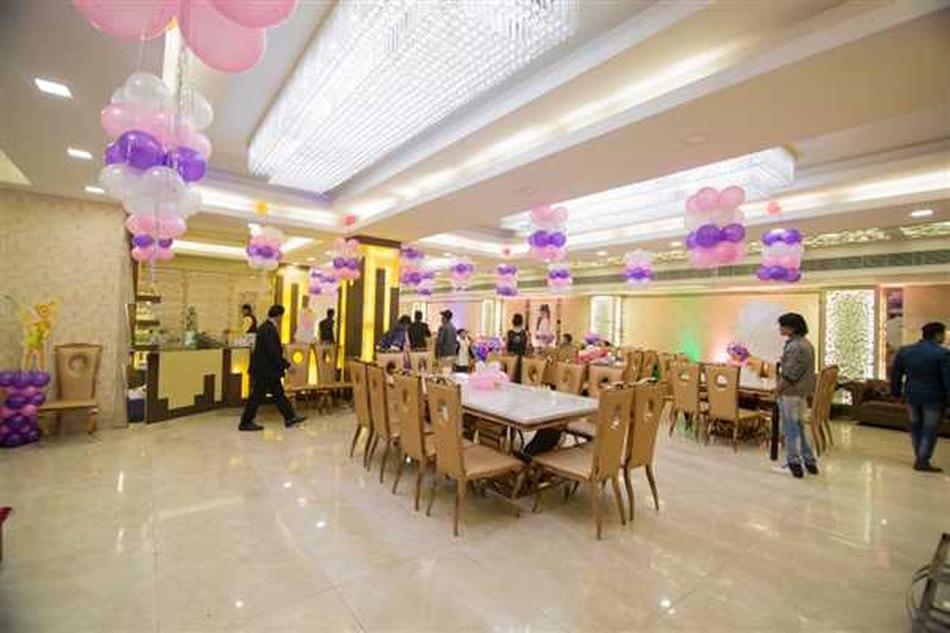 Invitee Banquet Kirti Nagar, Delhi | Banquet Hall | WeddingZ.in