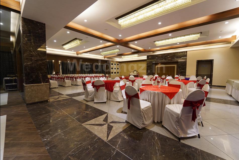 Aura Banquets Viman Nagar, Pune | Banquet Hall | WeddingZ.in