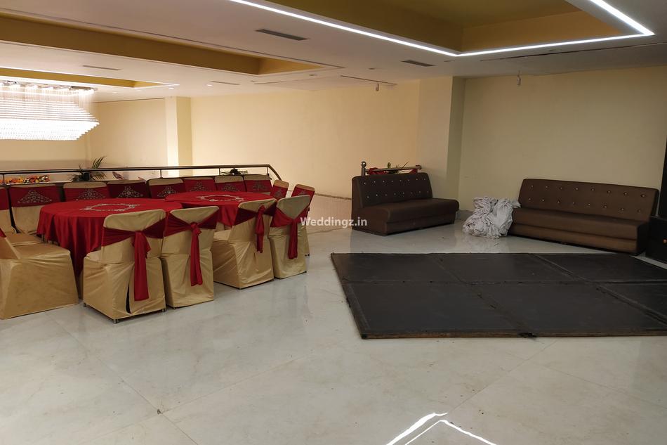 Hotel Rajvanshi Sector 8, Gurugram | Banquet Hall | WeddingZ.in