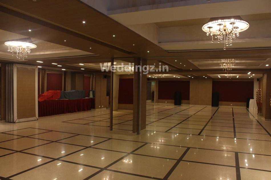 Silver Oaks Banquets Malad West, Mumbai | Banquet Hall | WeddingZ.in