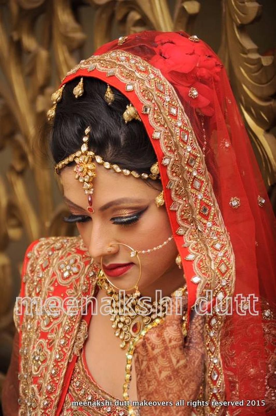 Meenakshi Dutt Makeovers, Bridal Makeup Artist in Delhi | WeddingZ