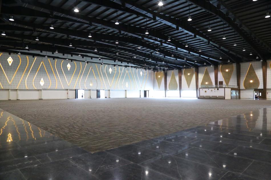 KLCC Conventions Shamshabad, Hyderabad | Banquet Hall | Wedding Lawn ...