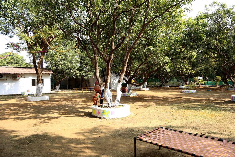 Moss Resorts Vasai, Mumbai | Banquet Hall | Wedding Lawn | WeddingZ.in