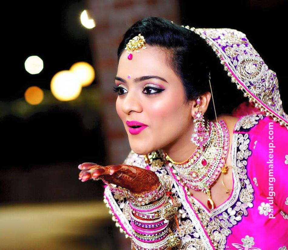 Parul Garg Makeup, Bridal Makeup Artist in Delhi | WeddingZ