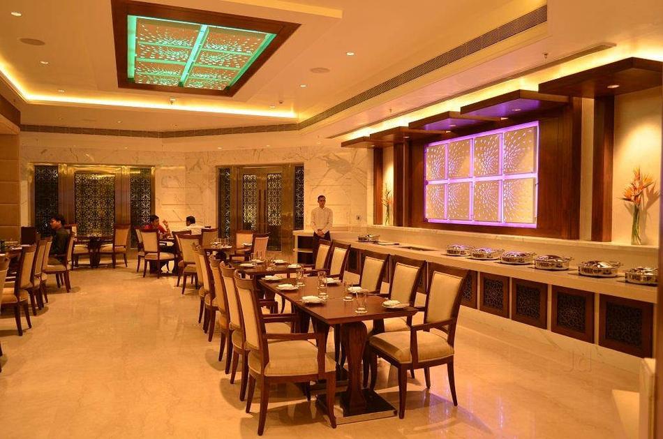 The Umrao Samalkha, Delhi | Banquet Hall | Wedding Lawn | WeddingZ.in