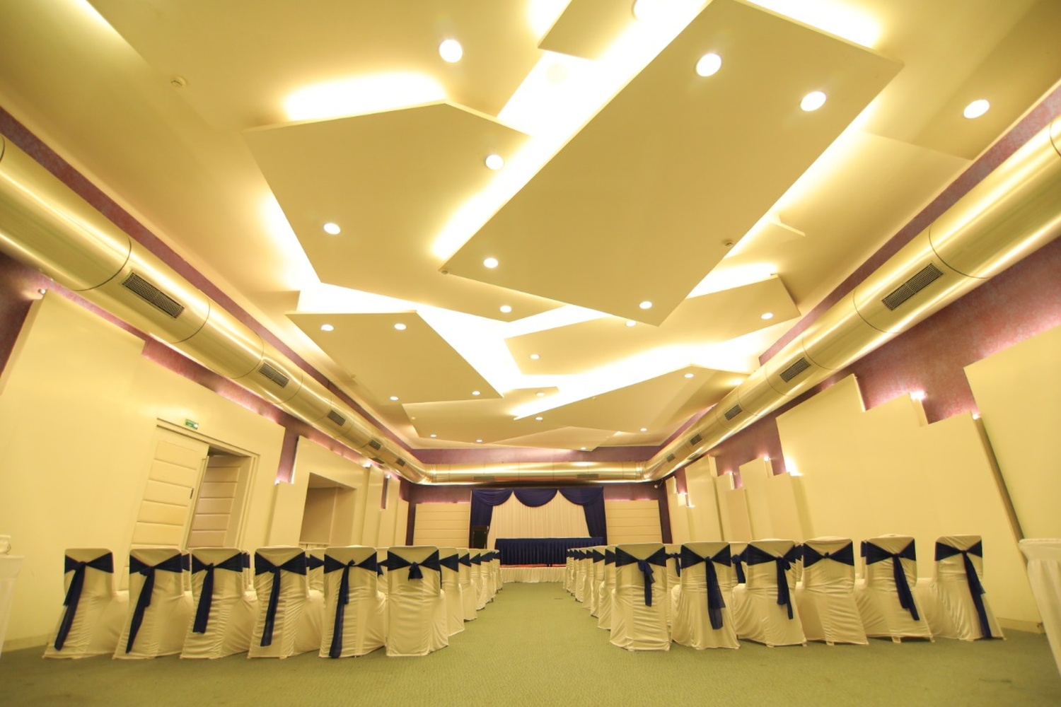 Seasons Hotel Kalavad Road, Rajkot | Banquet Hall | Wedding Lawn ...