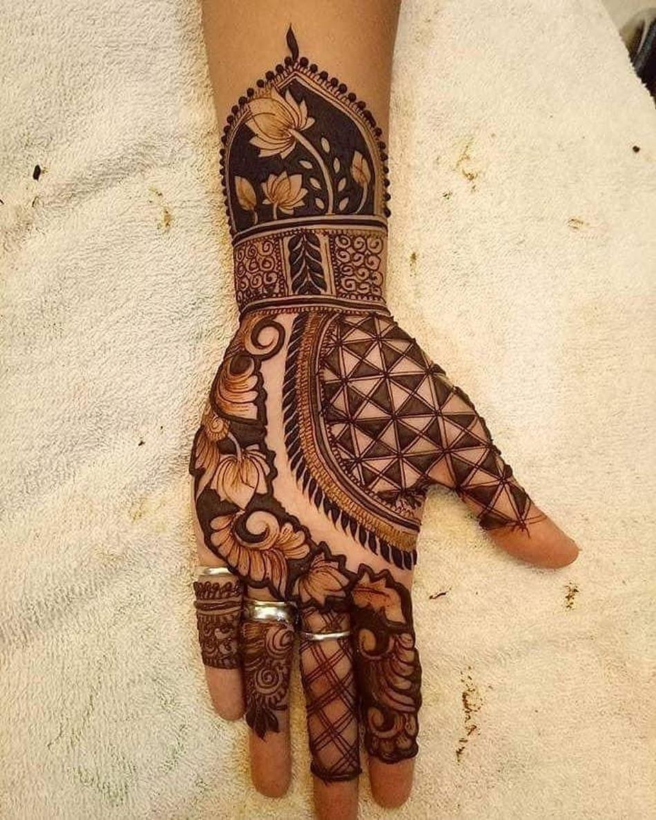 Rahul Mehendi Artist, Bridal Mehndi Artist in Dwarka, Delhi | WeddingZ