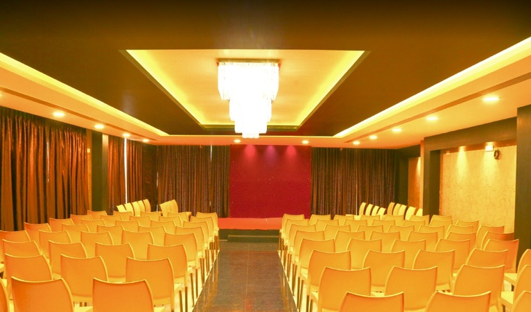 Pally Tastei Restaraunt Perambur, Chennai | Banquet Hall | WeddingZ.in