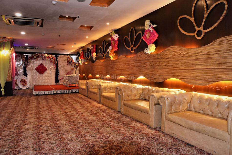 Solitaire Banquet Lake Town, Kolkata | Banquet Hall | WeddingZ.in