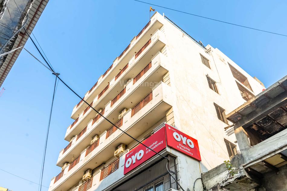 OYO Flagship 13847 HCMR Complex Shahdara, Delhi | Banquet Hall ...