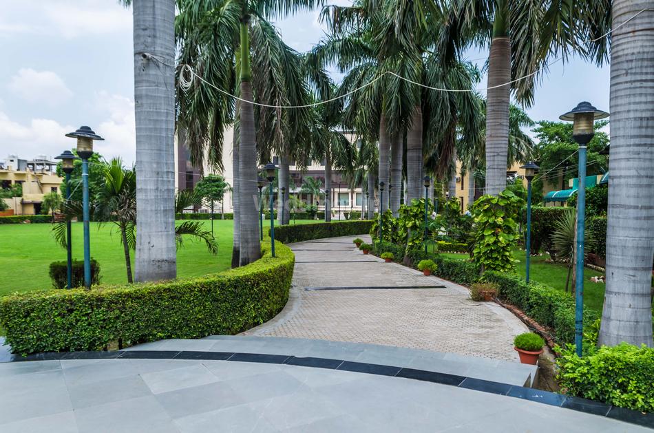 Chinmay Resort Sultanpur Road, Lucknow | Banquet Hall | Wedding Lawn ...