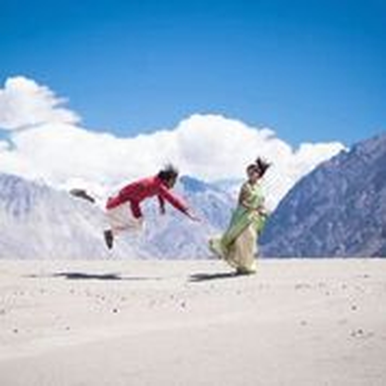 Saneesh Kumar Photography, Wedding photographer in Bangalore | WeddingZ