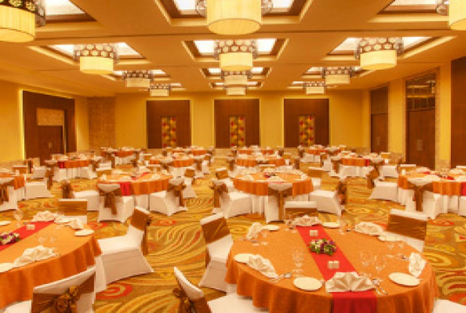 Radisson Blu Egmore, Chennai | Banquet Hall | Wedding Hotel | WeddingZ.in