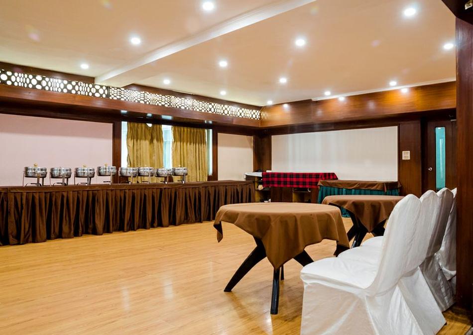 The Circle Club VIP Road, Kolkata | Banquet Hall | Wedding Hotel ...