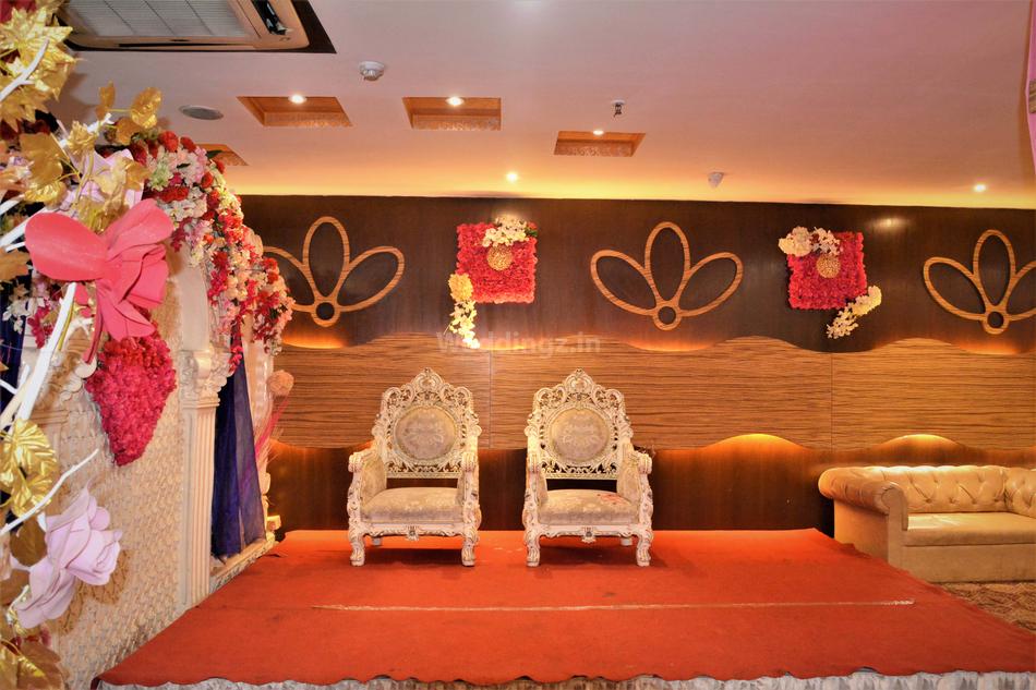 Solitaire Banquet Lake Town, Kolkata | Banquet Hall | WeddingZ.in