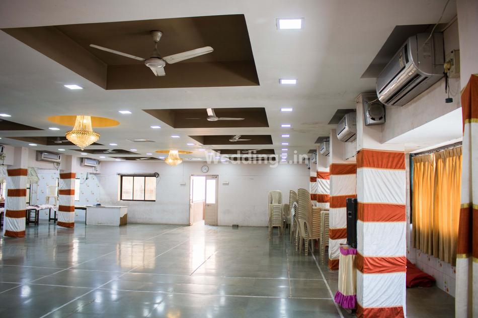 Mount Everest Lincoln Hall